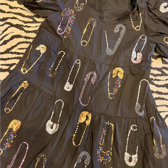 QUEEN OF SPARKLES | Dresses | Queen Of Sparkles Safety Pin Dress Xs ...